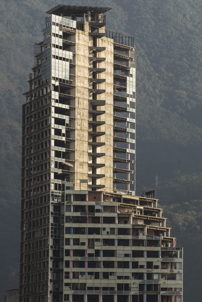 The Story of the Tower of David: The World's Tallest Slum in Venezuela ...