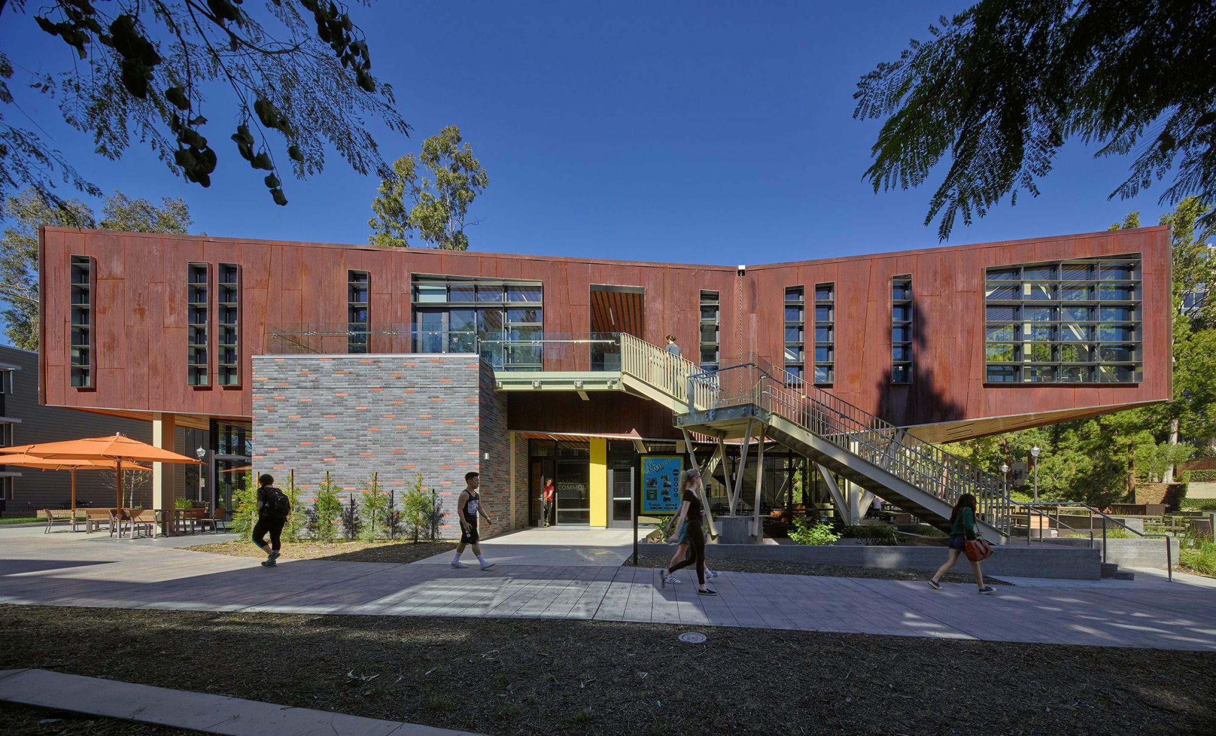 UCLA Saxon Suites | Studio E Architects - Arch2O.com