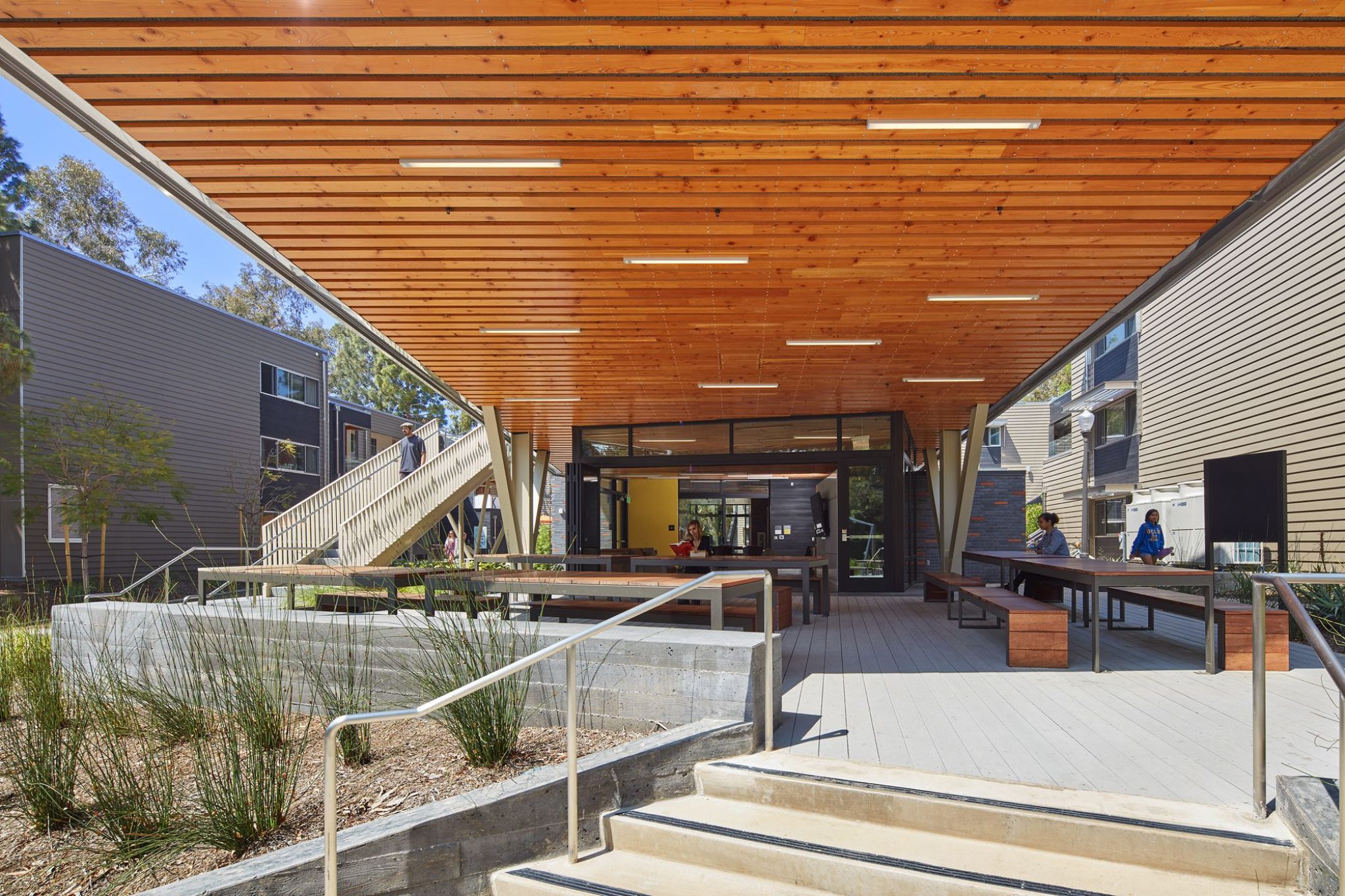UCLA Saxon Suites | Studio E Architects – Arch2O.com
