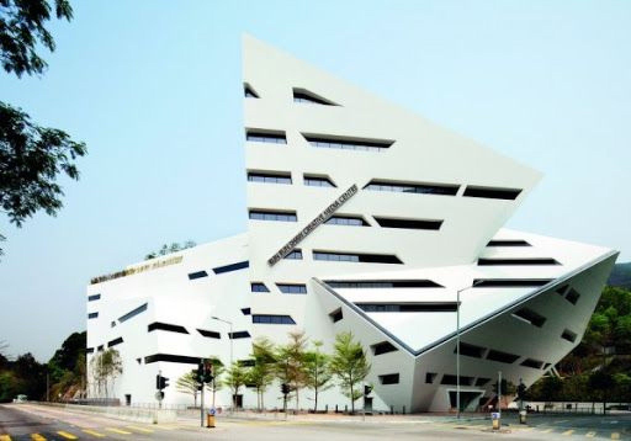 Run Run Shaw Creative Media Center | Daniel Libeskind – Arch2O.com