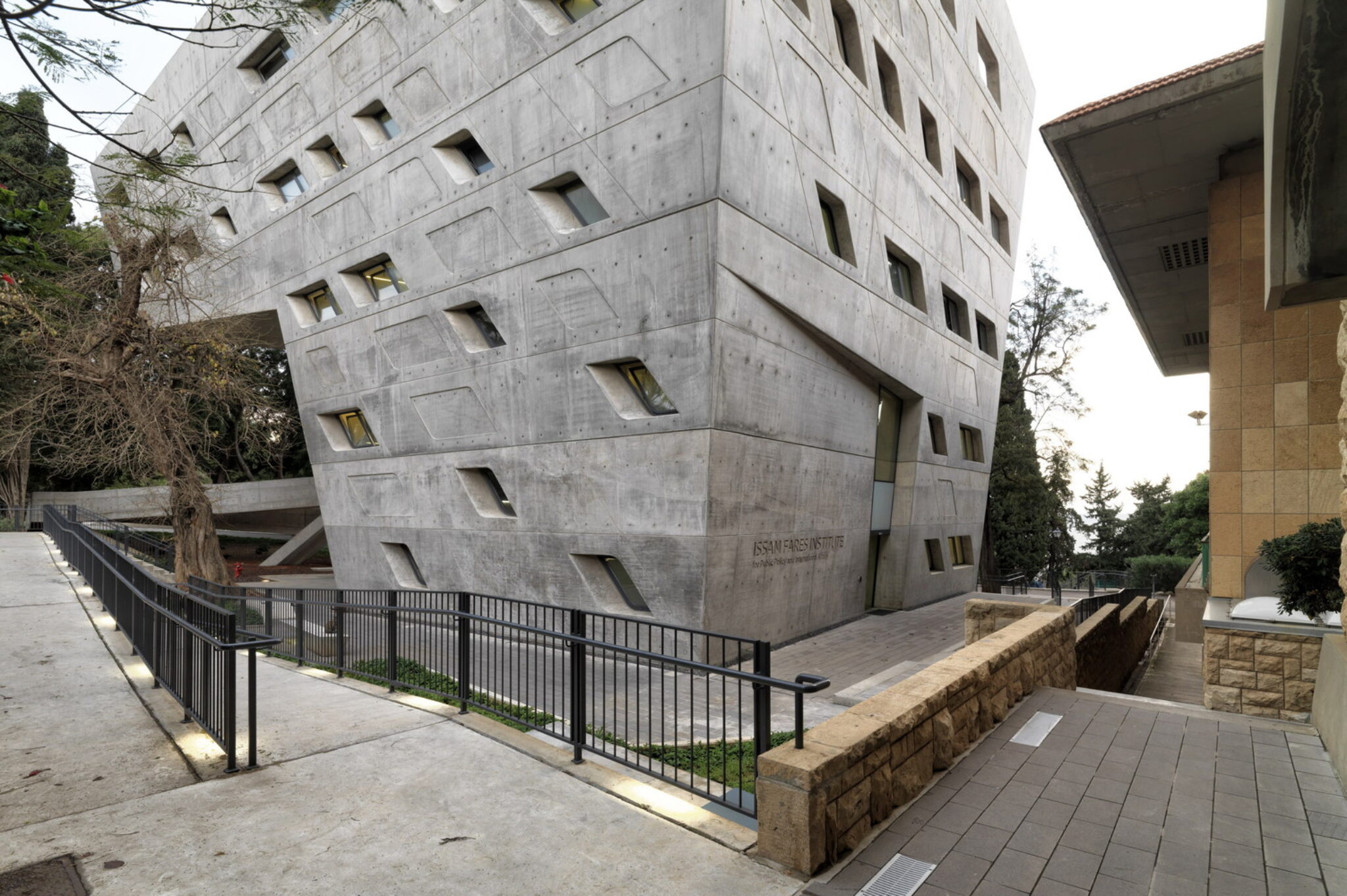 Music Conservatory in Paris' 17th Arrondissement | Basalt Architects ...