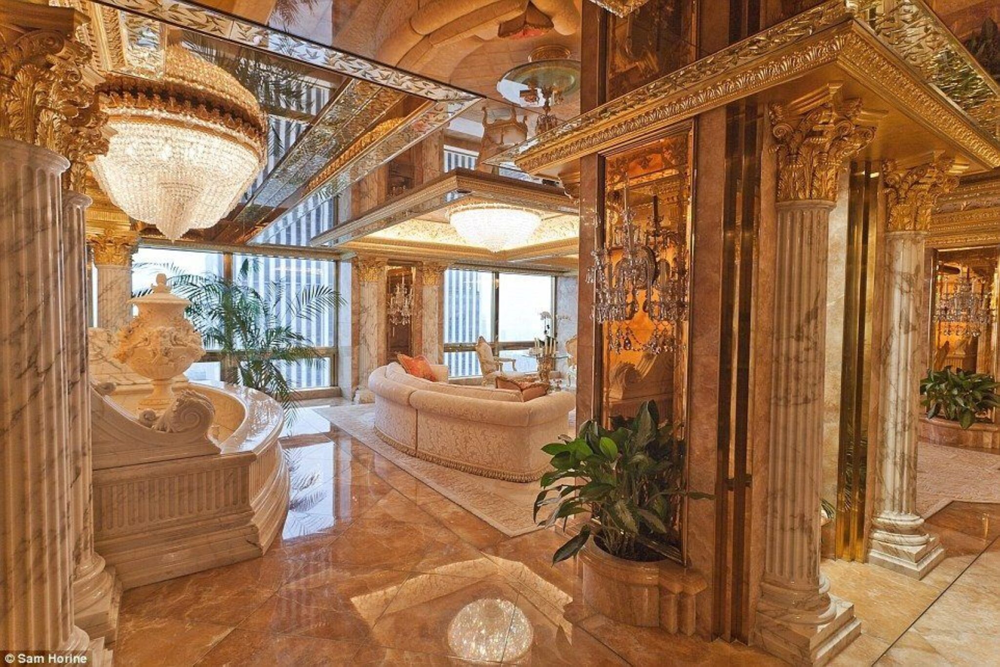 Quick Tour Inside Donald Trump House: Iconic Penthouse, Luxury Estates ...