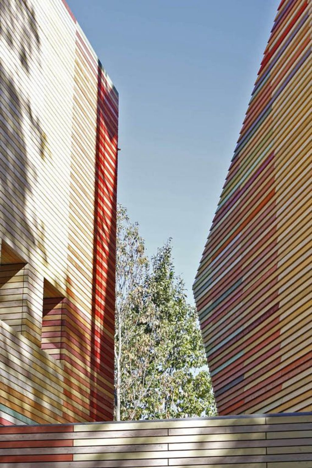 Temporary auditorium in L’Aquila | Renzo Piano Building Workshop ...
