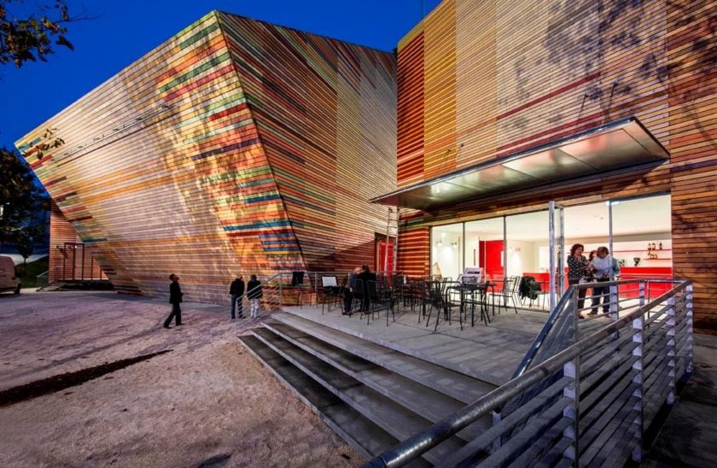 Temporary auditorium in L'Aquila | Renzo Piano Building Workshop ...