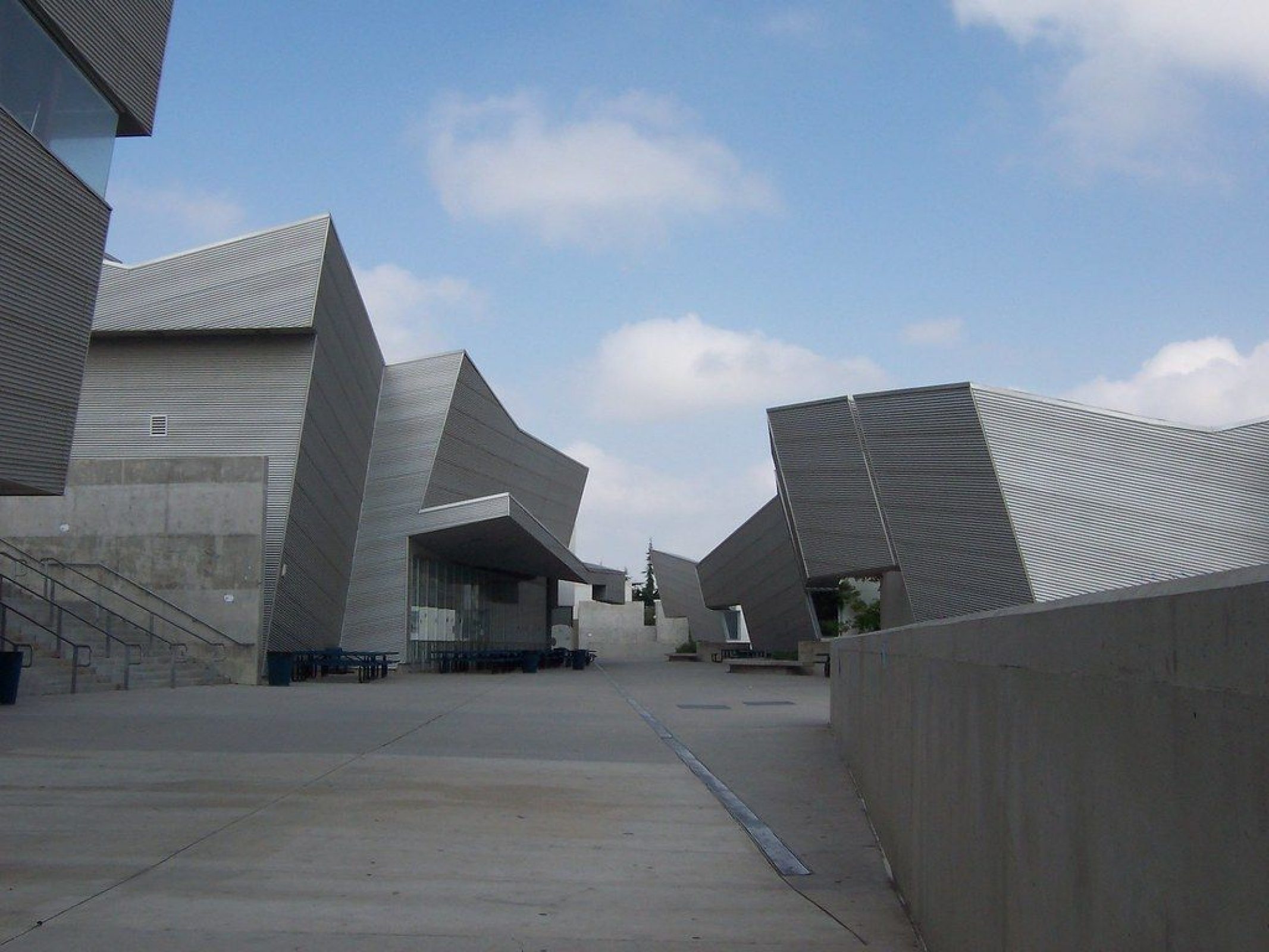 Diamond Ranch High School | Morphosis Architects - Arch2O.com