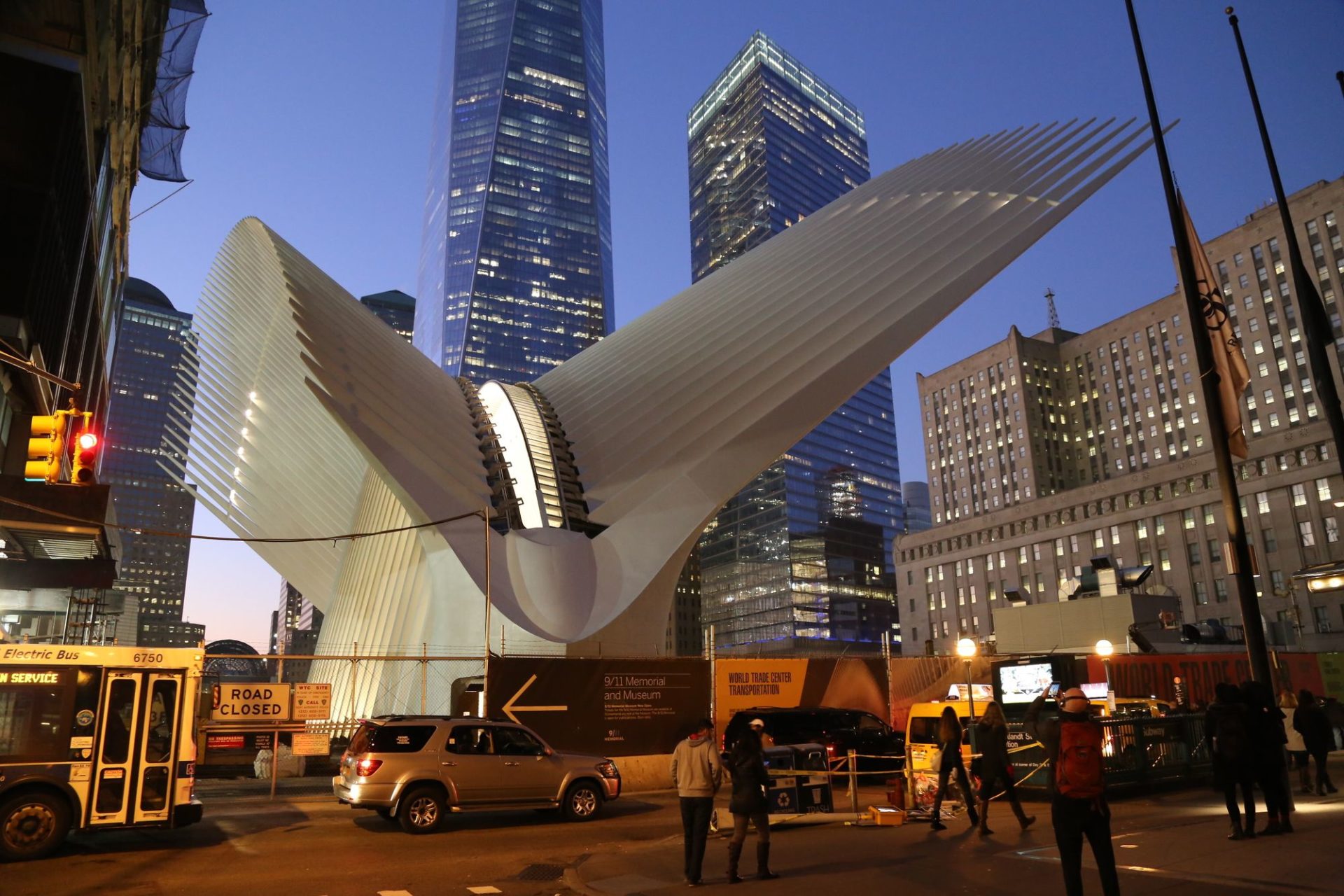 'Oculus NYC' World Trade Center Transportation Hub | Santiago Calatrava ...
