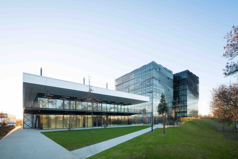 Thales Office Complex in Toulouse | LCR Architects - Arch2O.com