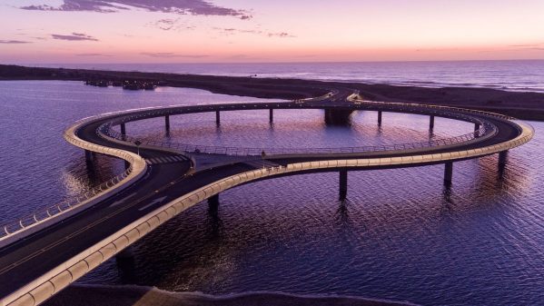 Laguna Garzon Bridge | Rafael Viñoly - Arch2O.com