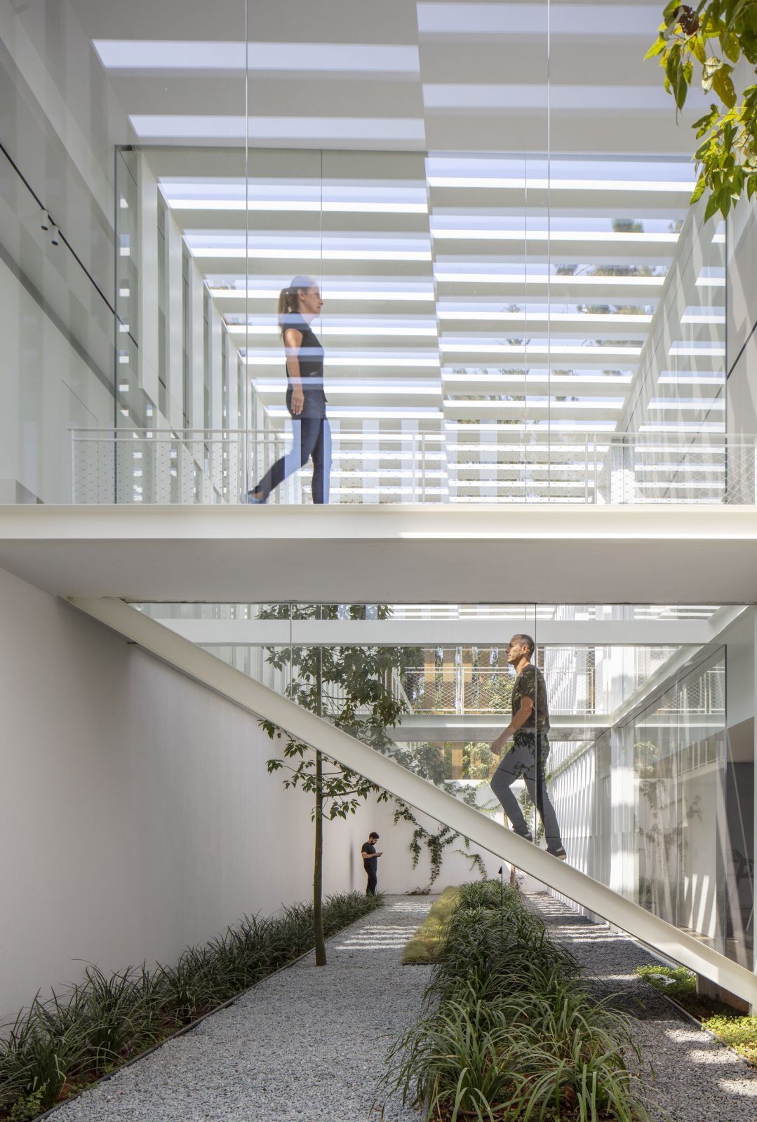 Split House | BKK Architects - Arch2O.com