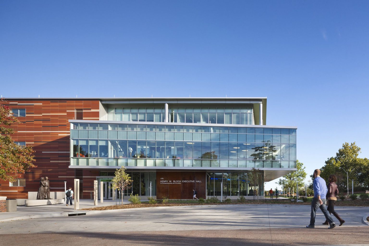 Henry W Bloch Executive Hall at University | BNIM + Moore Ruble Yudell ...