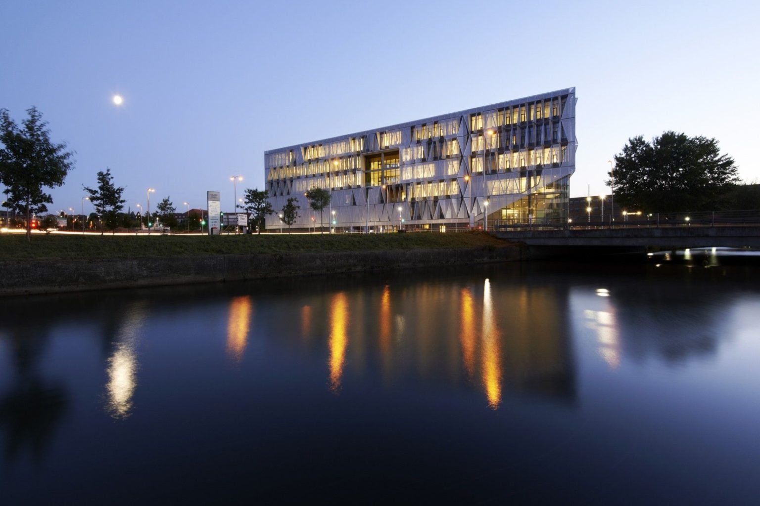 SDU Campus Kolding | Henning Larsen Architects - Arch2O.com