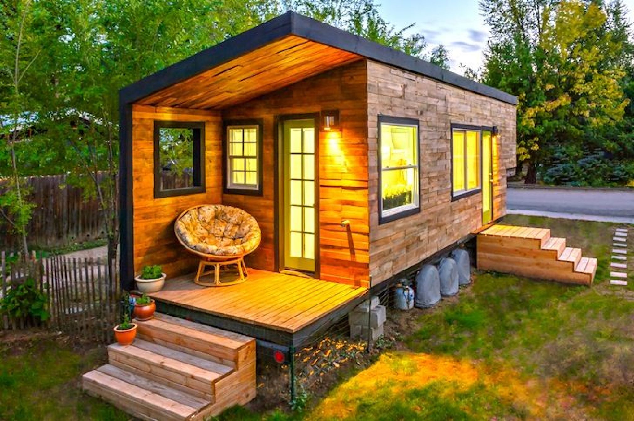 10 Really Small Houses that Feel “Bigger on the inside” - Arch2O.com