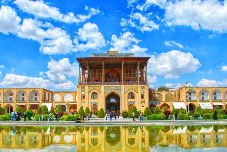 The Beautiful Wonders of Persian Architecture From 4 Cities in Iran ...