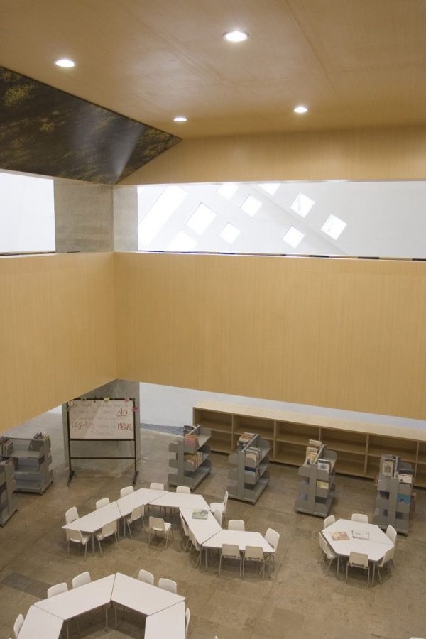 España Library | Giancarlo Mazzanti - Arch2O.com