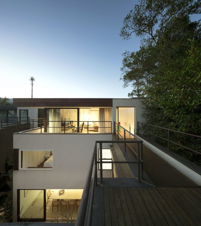Four Houses in Baleia | Studio Arthur Casas - Arch2O.com