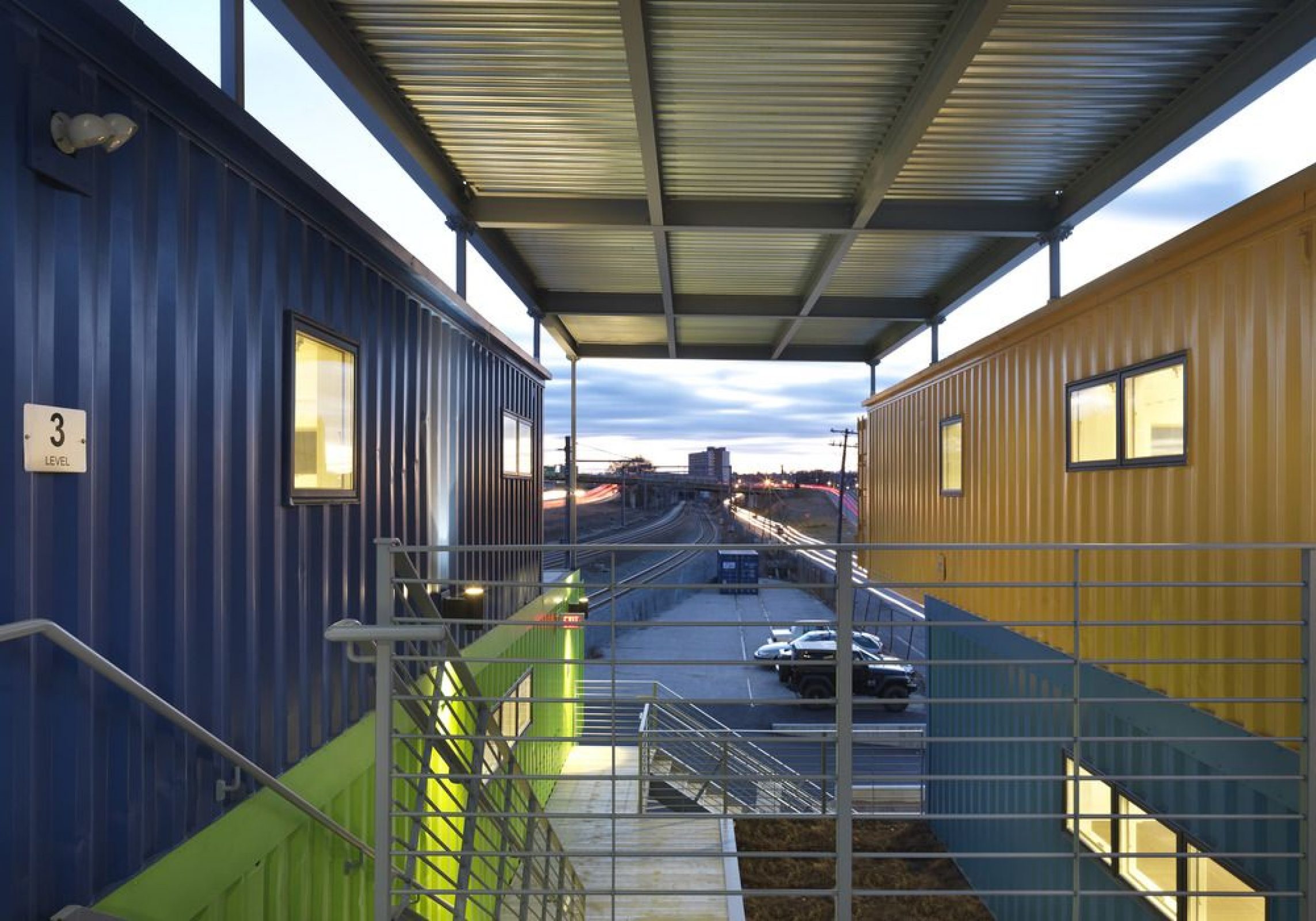 8 Various Applications of Shipping Container Architecture from Around ...