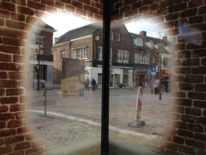 7 Most Popular Buildings with Fritted Glass Facades - Arch2O.com