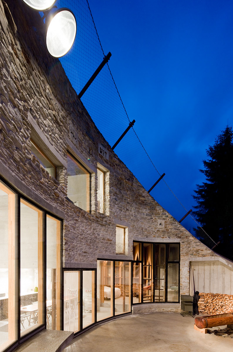 Underground House: An Extraordinary Residential Experience - Arch2O.com