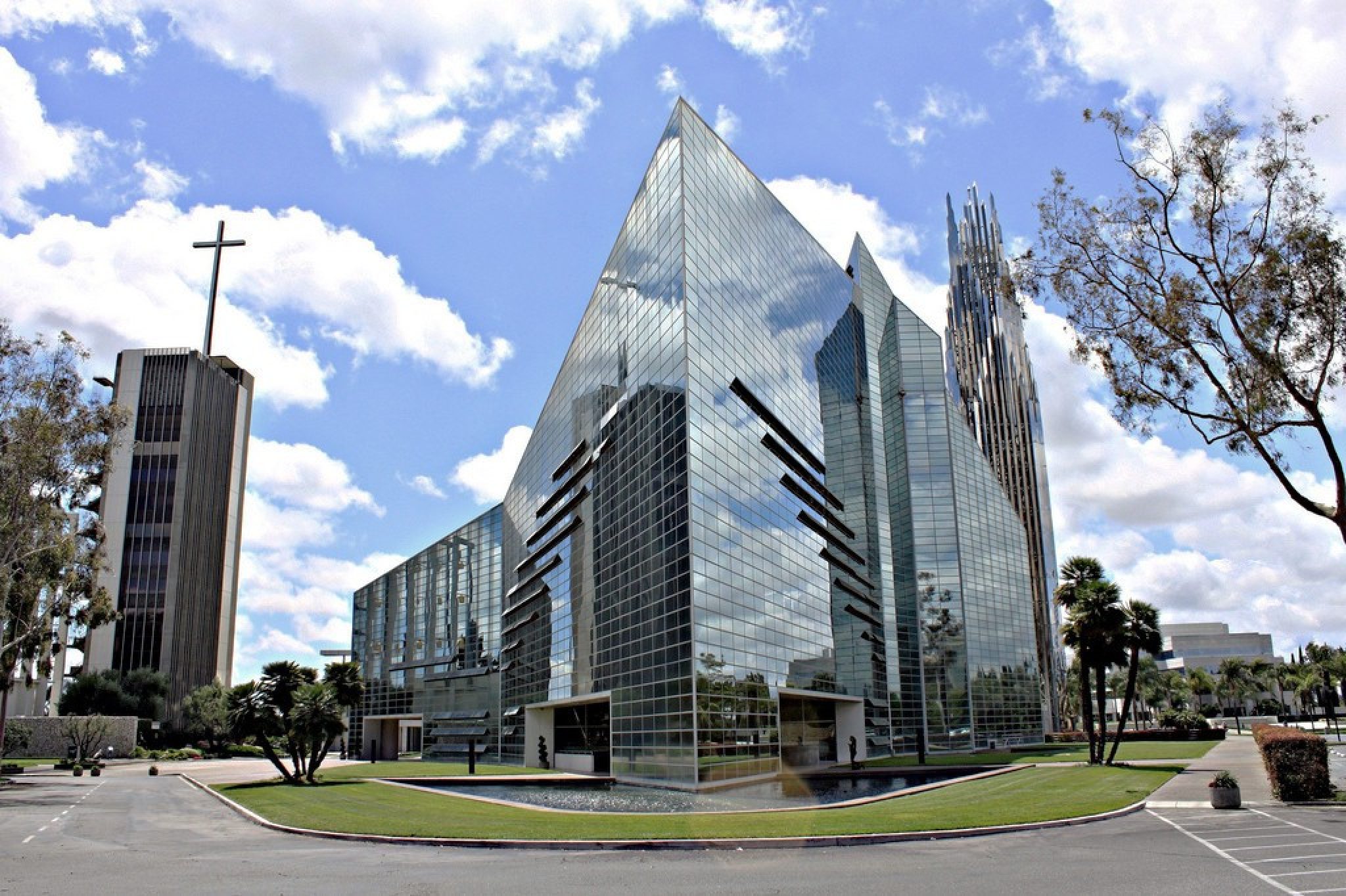 6 Breathtaking Worship House Designs Nobody’s Talking About – Arch2O.com