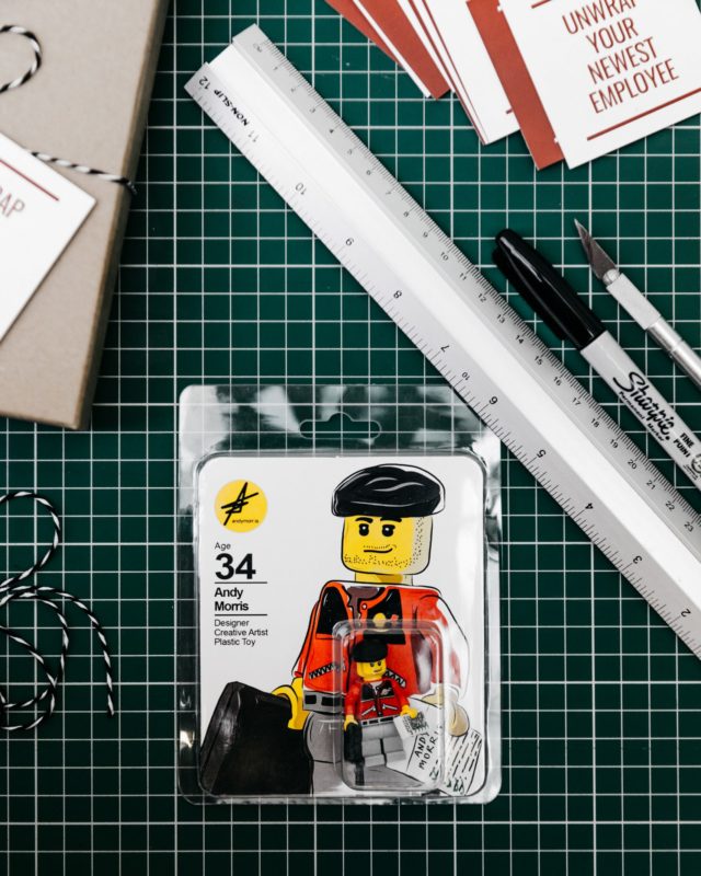 Artist Made a LEGO minifigure Resume of HIMSELF to Stand out from ...