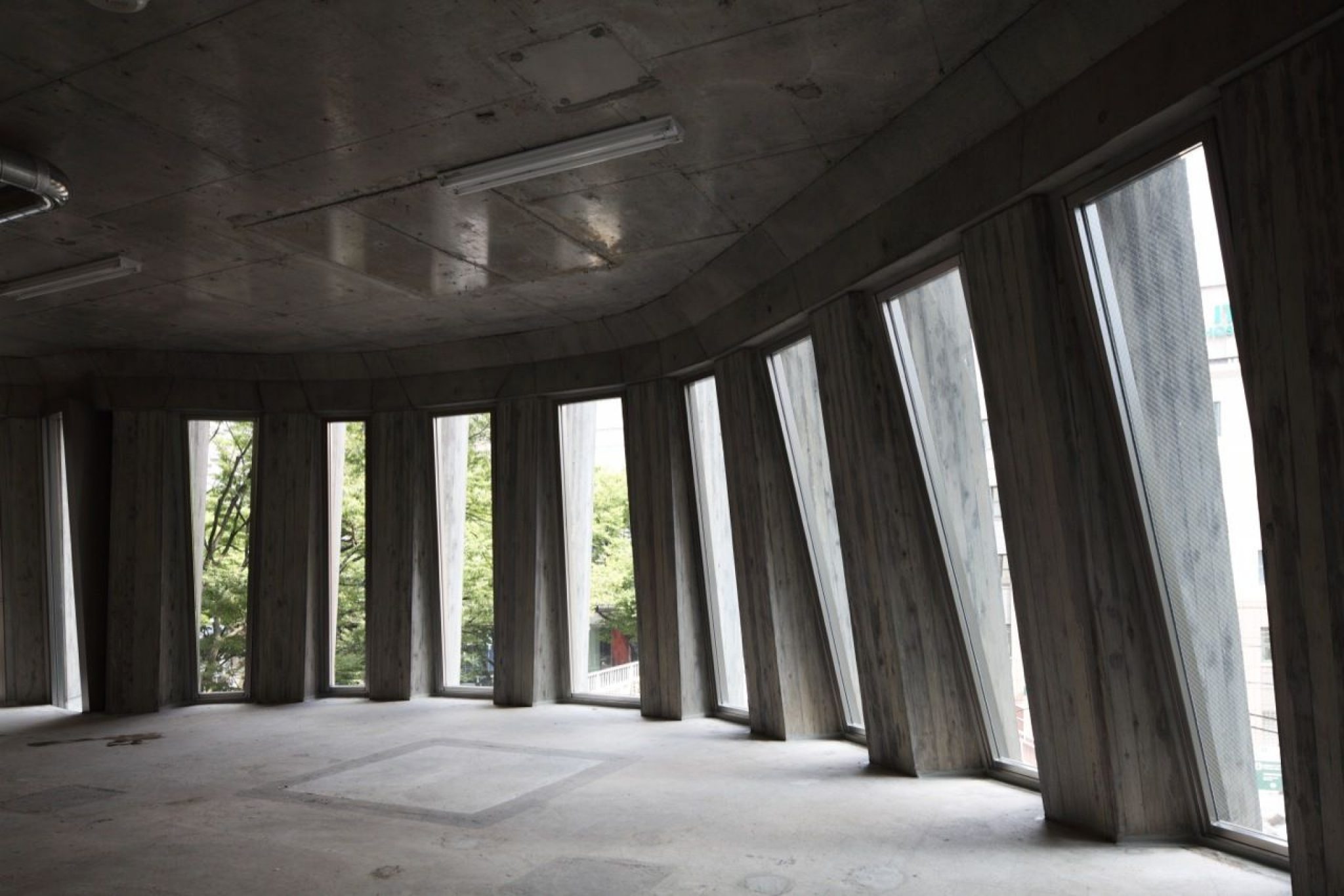 Omotesando Keyaki Commercial Building | Norihiko Dan and Associates ...