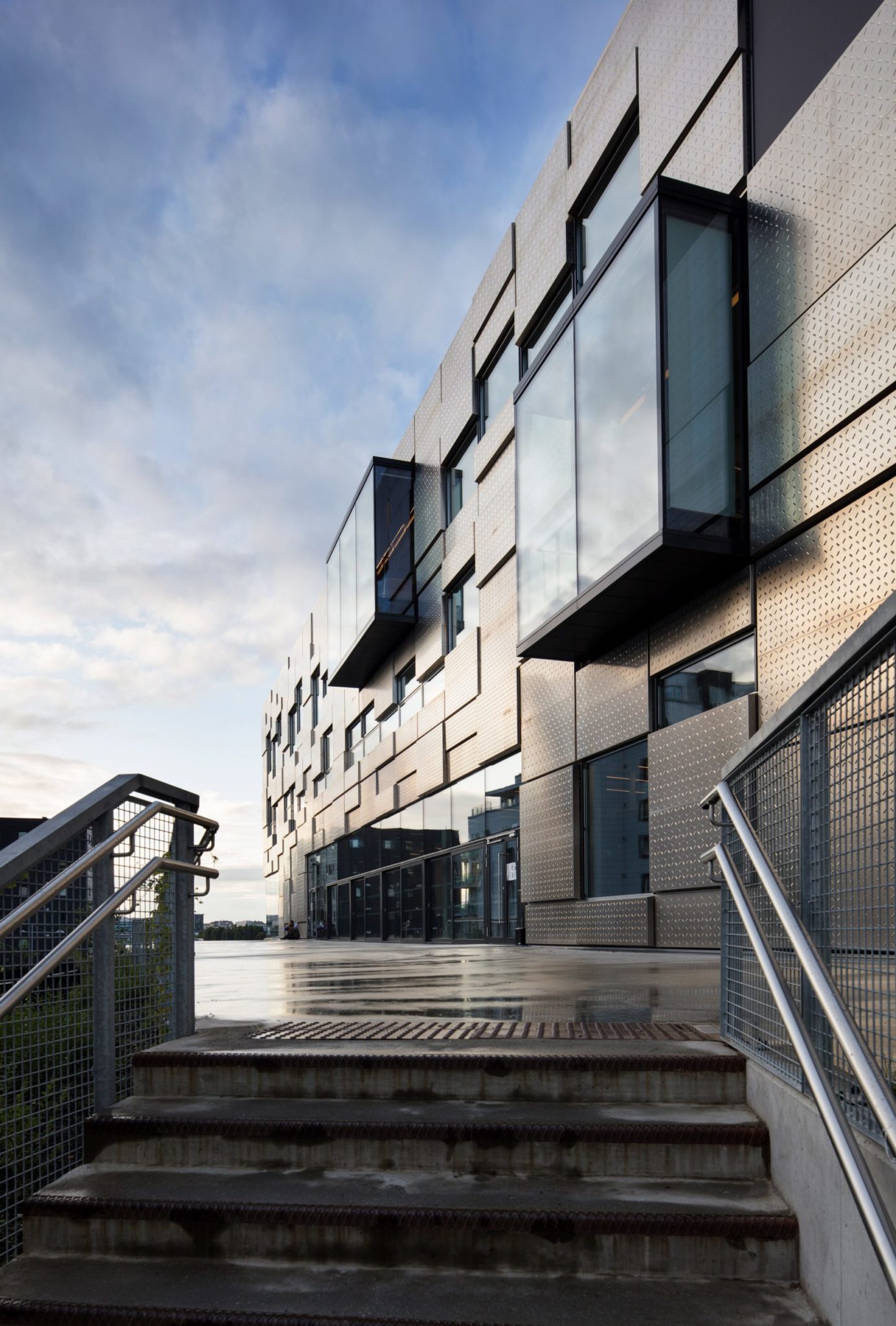 Snohetta Completes Art School Building at Bergen Transforming Its ...