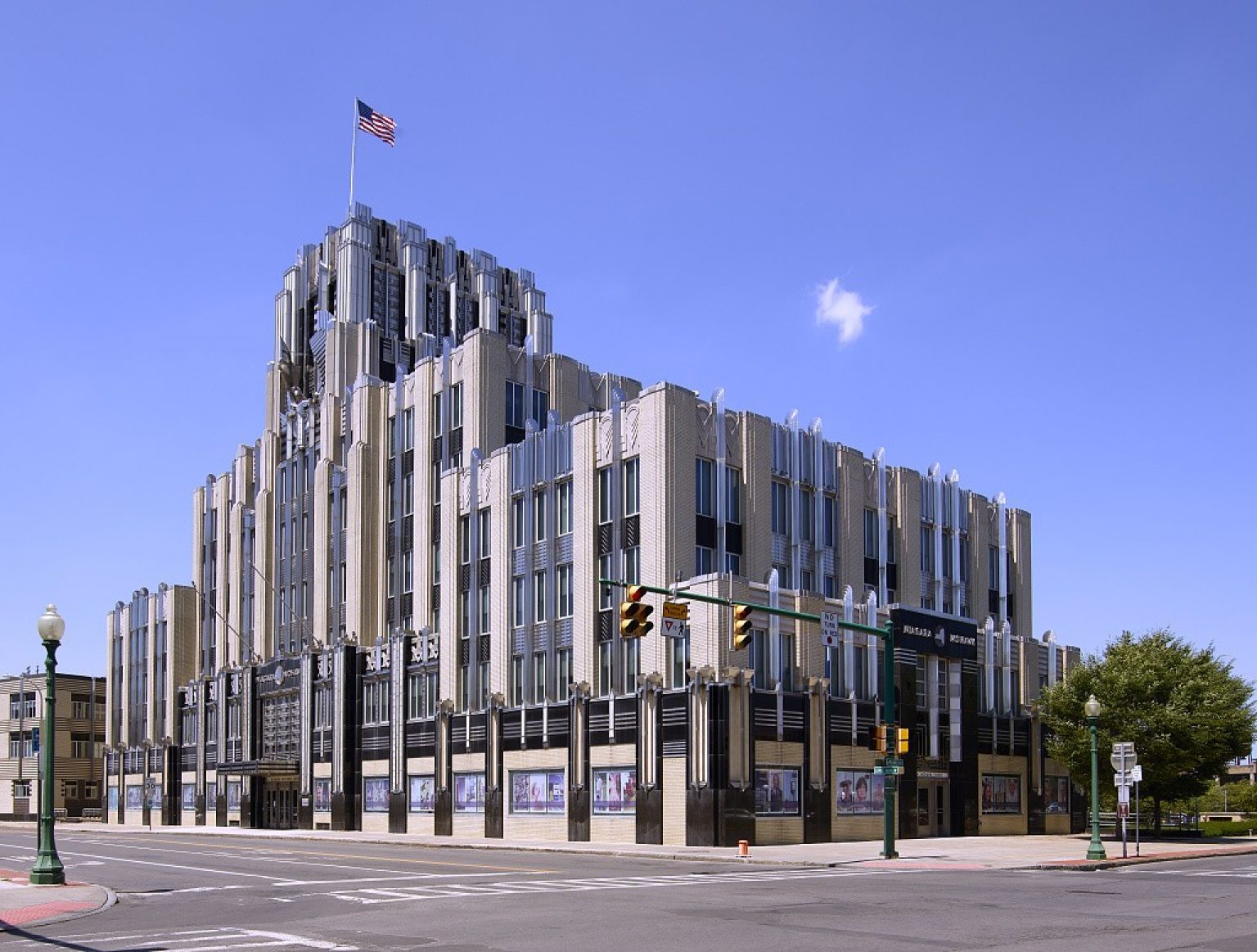 The 10 Most Fascinating Art Deco Buildings You Need To Know - Arch2O.com