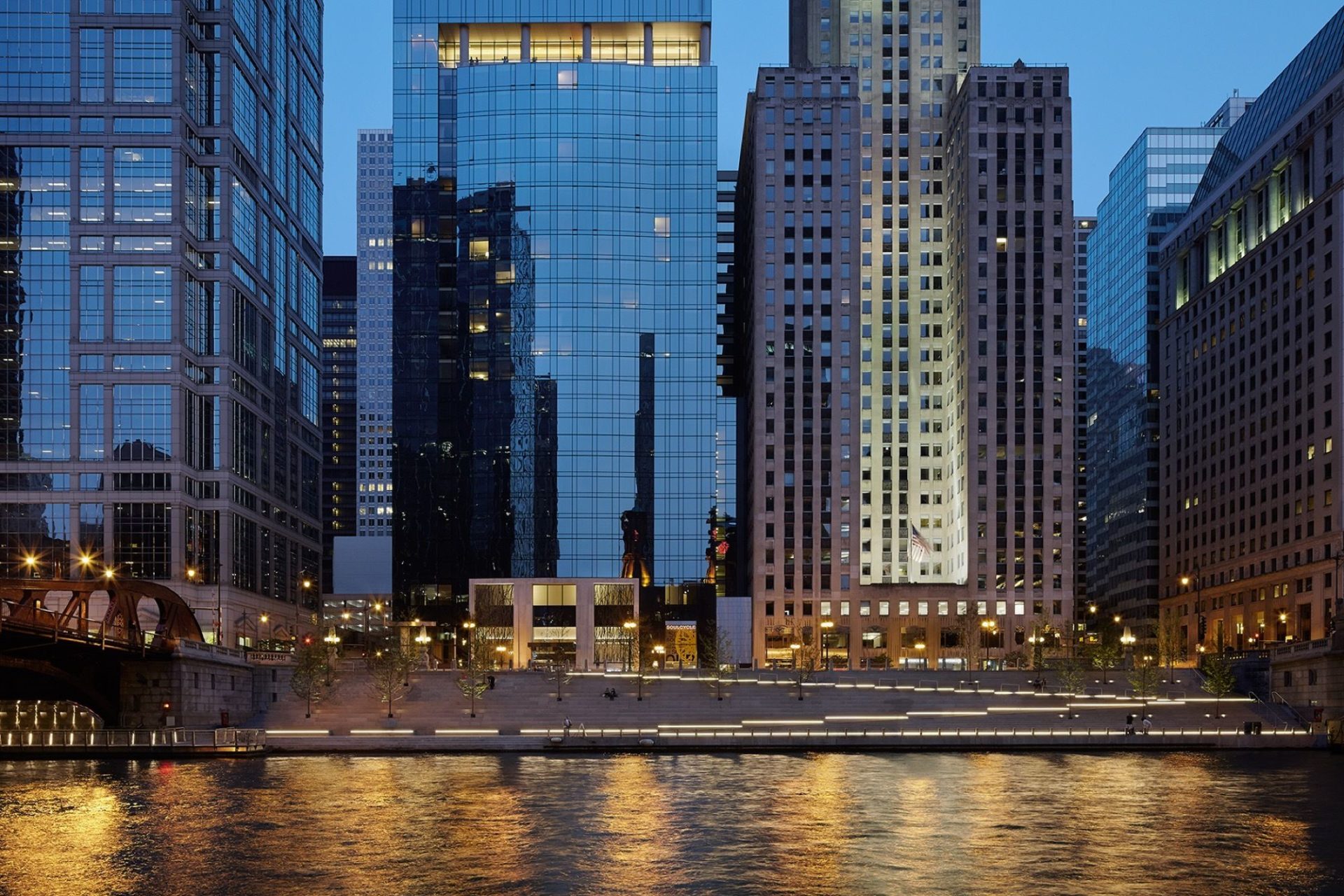 Chicago Riverwalk | Chicago Department of Transportation - Arch2O.com