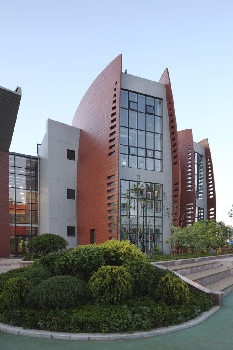Dalian School | Debbas Architecture - Arch2O.com