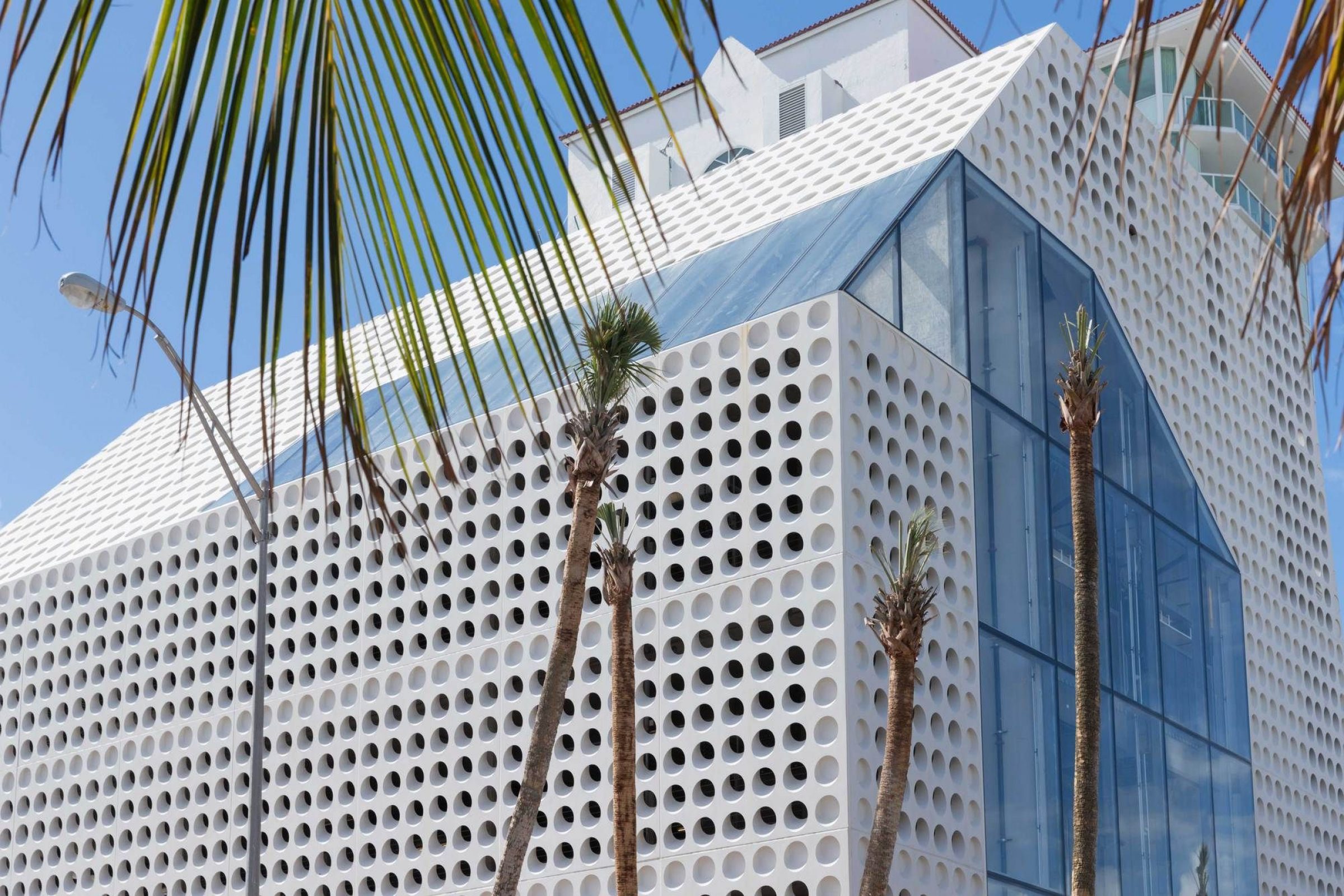 Faena Miami Forum | OMA - Arch2O.com