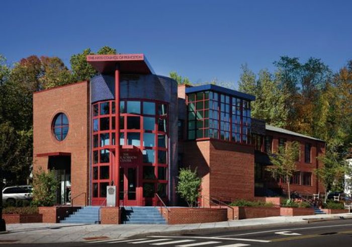 Michael Graves: Legendary Advocate of Postmodernism and Household ...