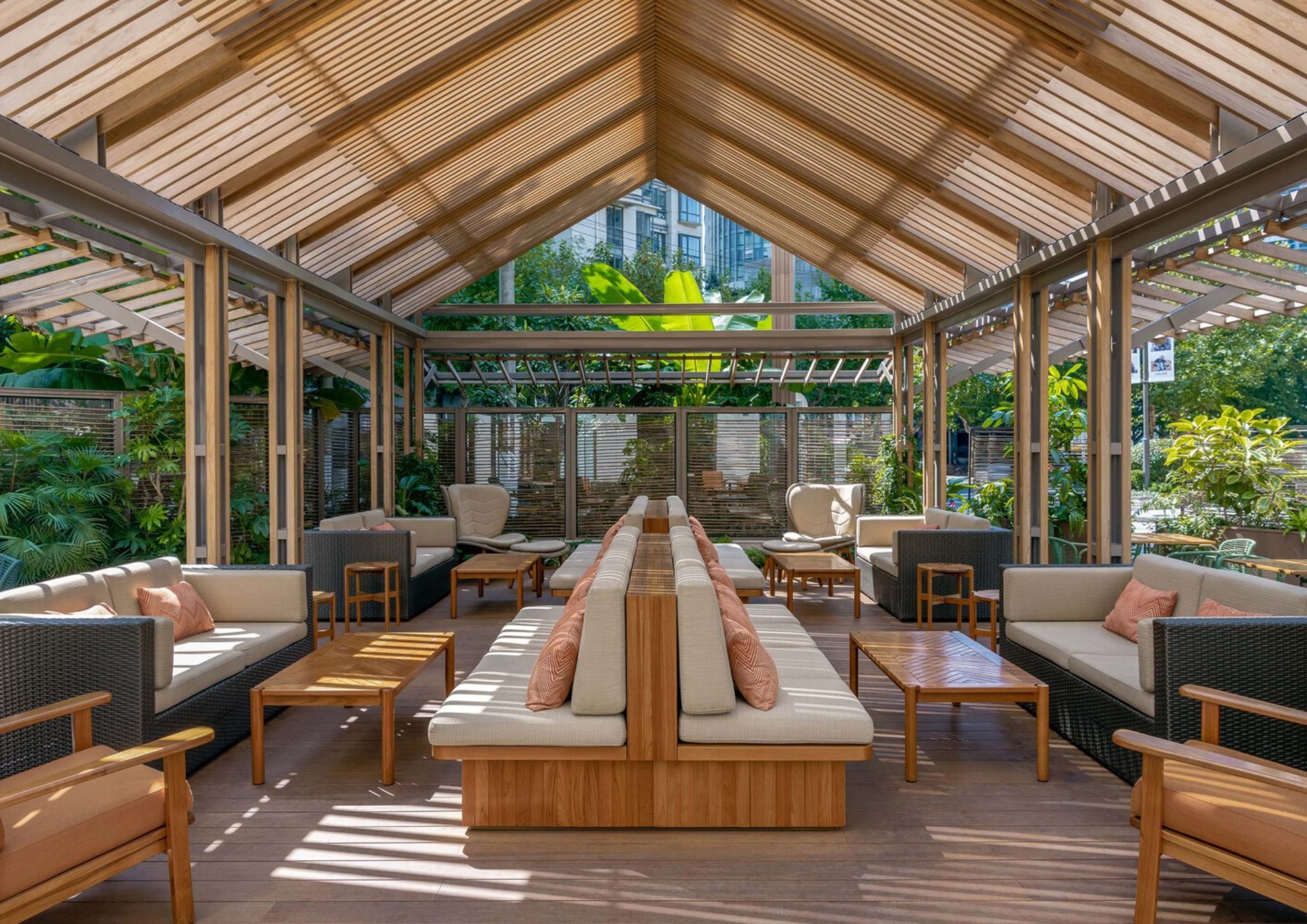 10 Attractive Covered Patio Ideas for Your Dream Outdoor Space - Arch2O.com