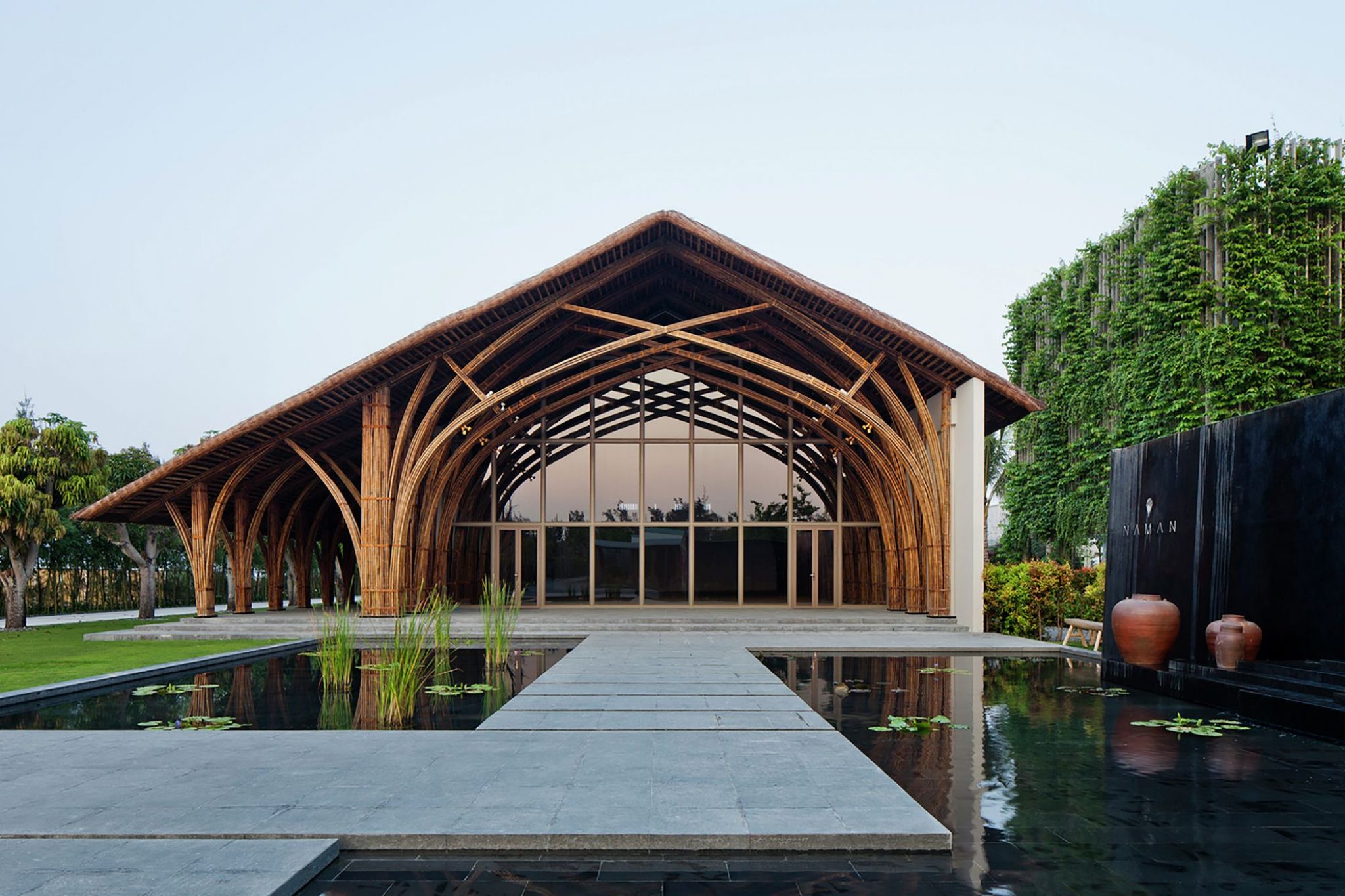8 Attractive Examples of Bamboo architecture from the Far East