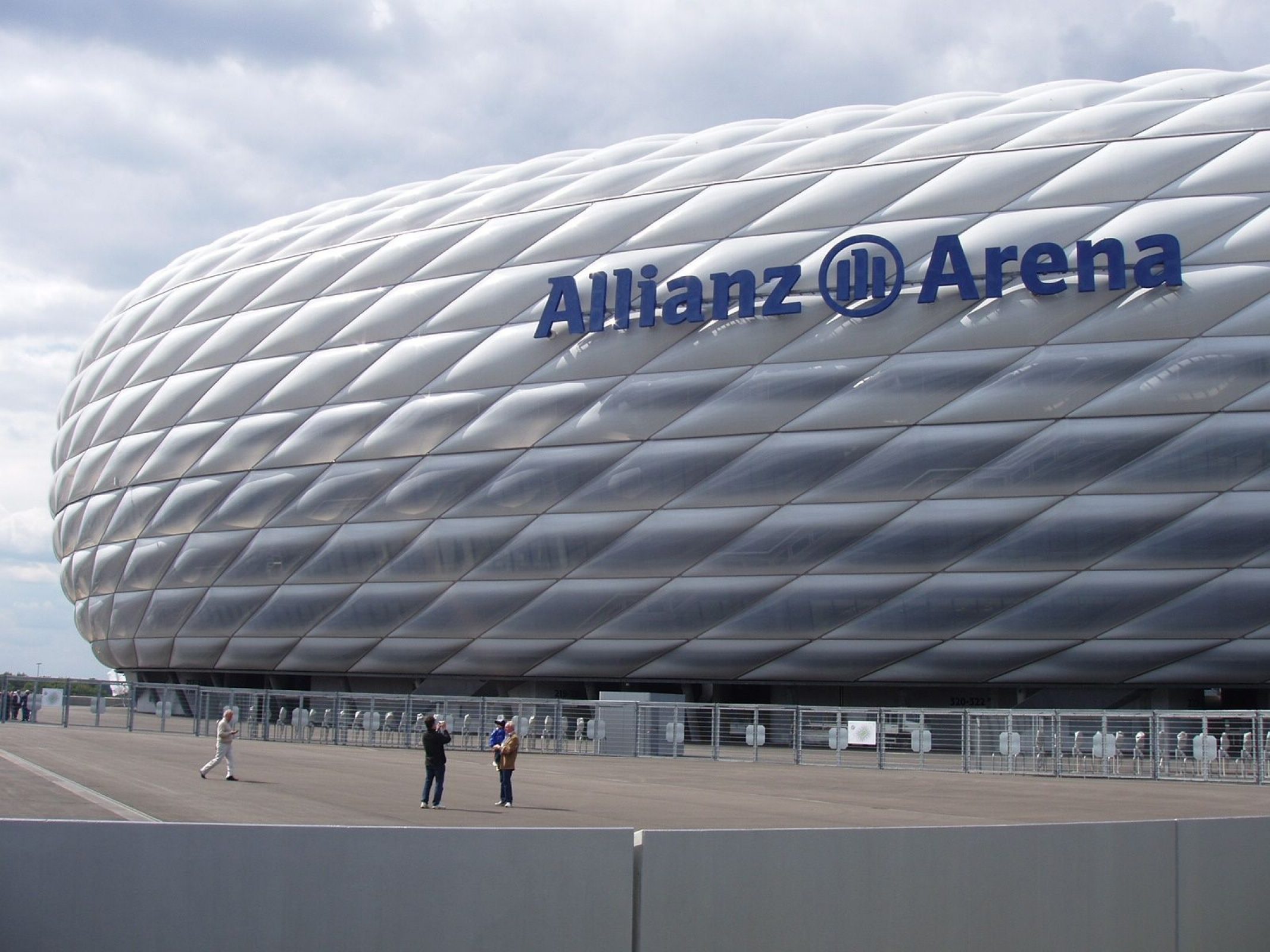 10 Iconic Stadiums Designed to Host Major Sports Events - Arch2O.com