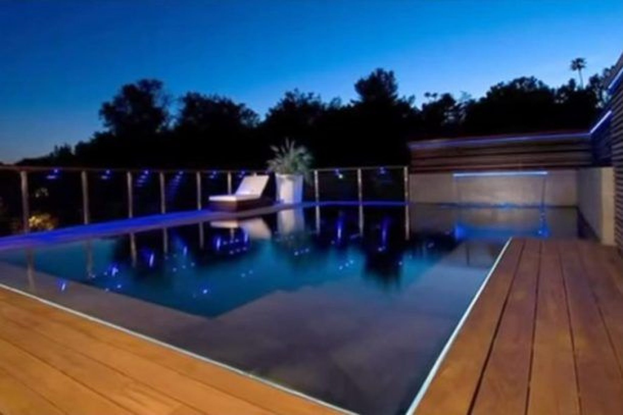 9 Facts About Bill Gates' House You Probably Didn’t Know About It ...