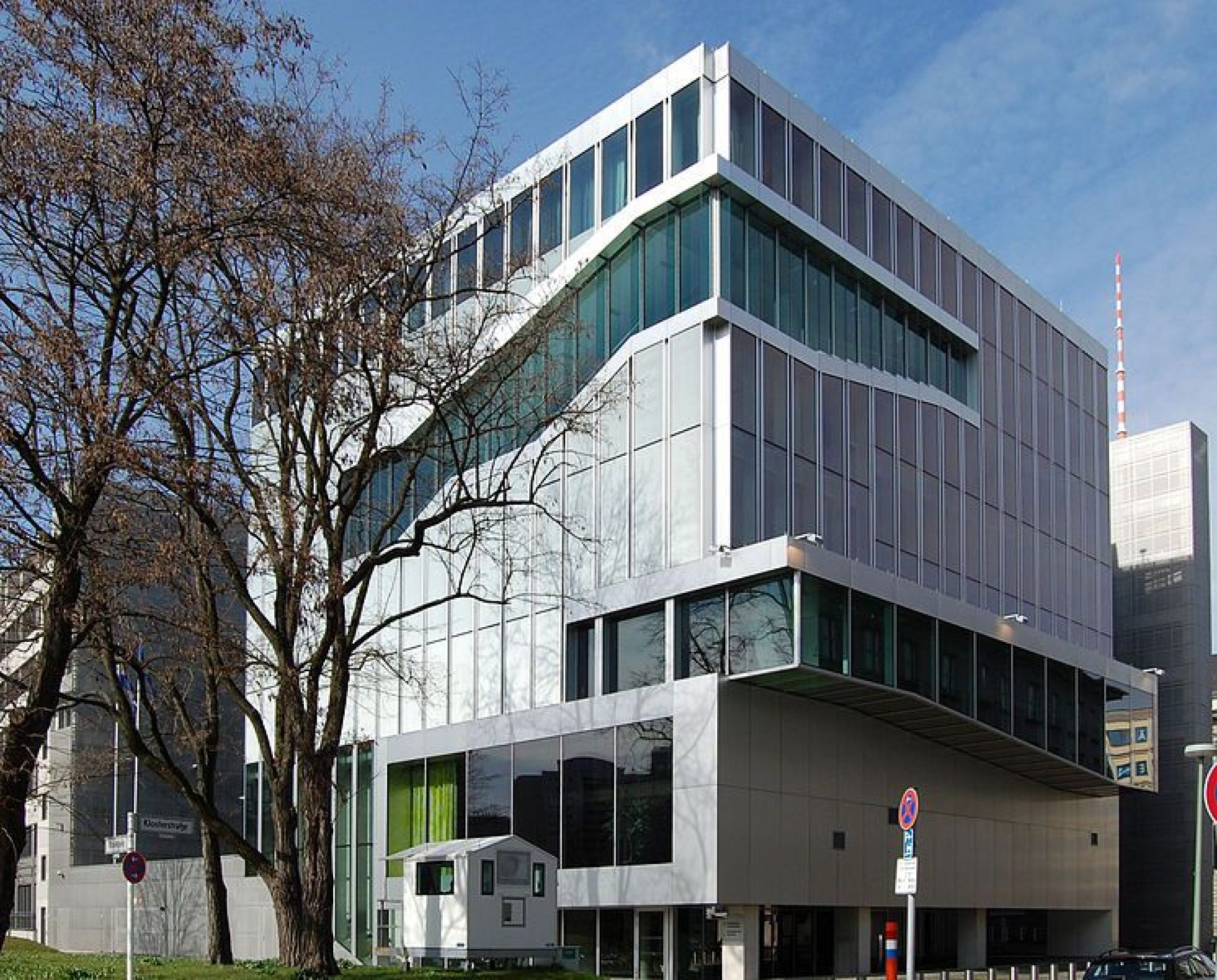 Why Rem Koolhaas Should be Your Role Model - Arch2O.com