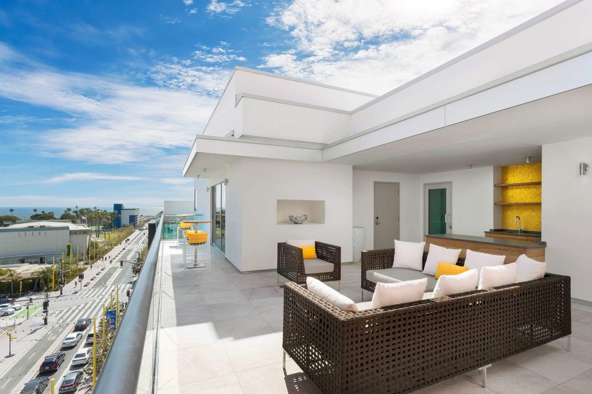 Downtown Santa Monica Hotels | Gwynne Pugh Urban Studio + Gene Fong ...