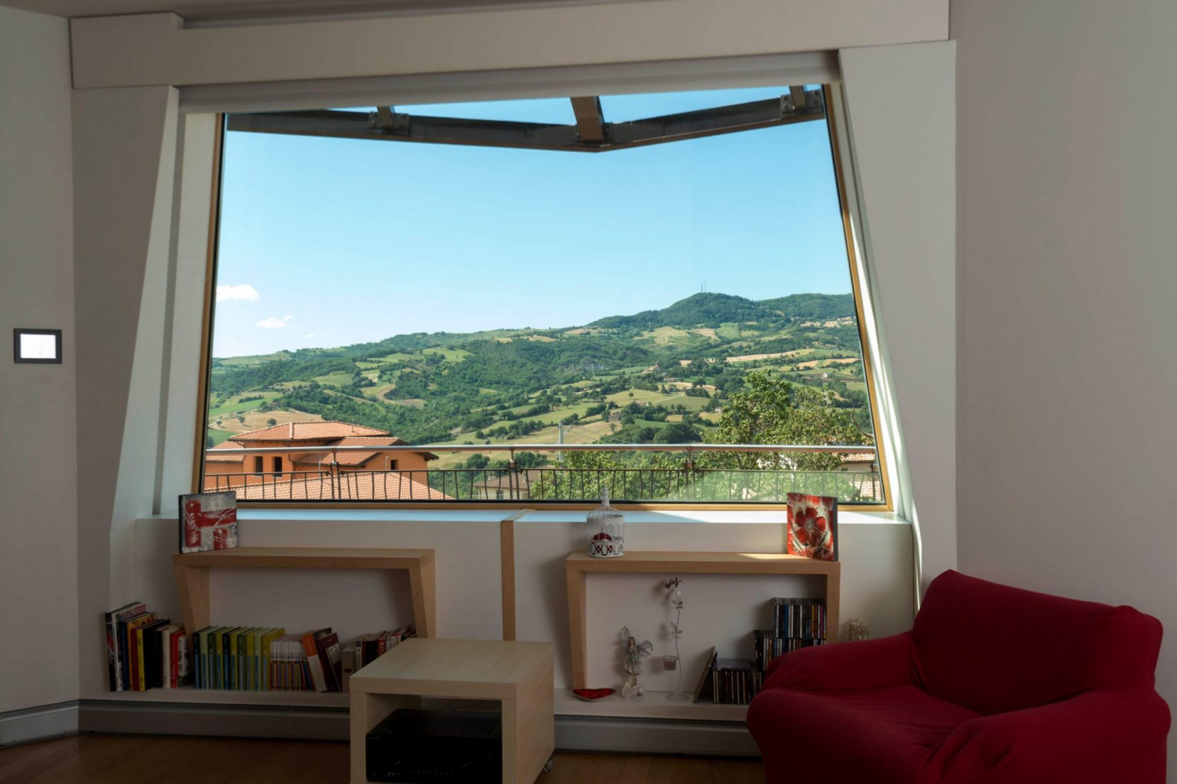 Roberto Rosso Reveals Rotating House That Spins 360 Degrees - Arch2O.com