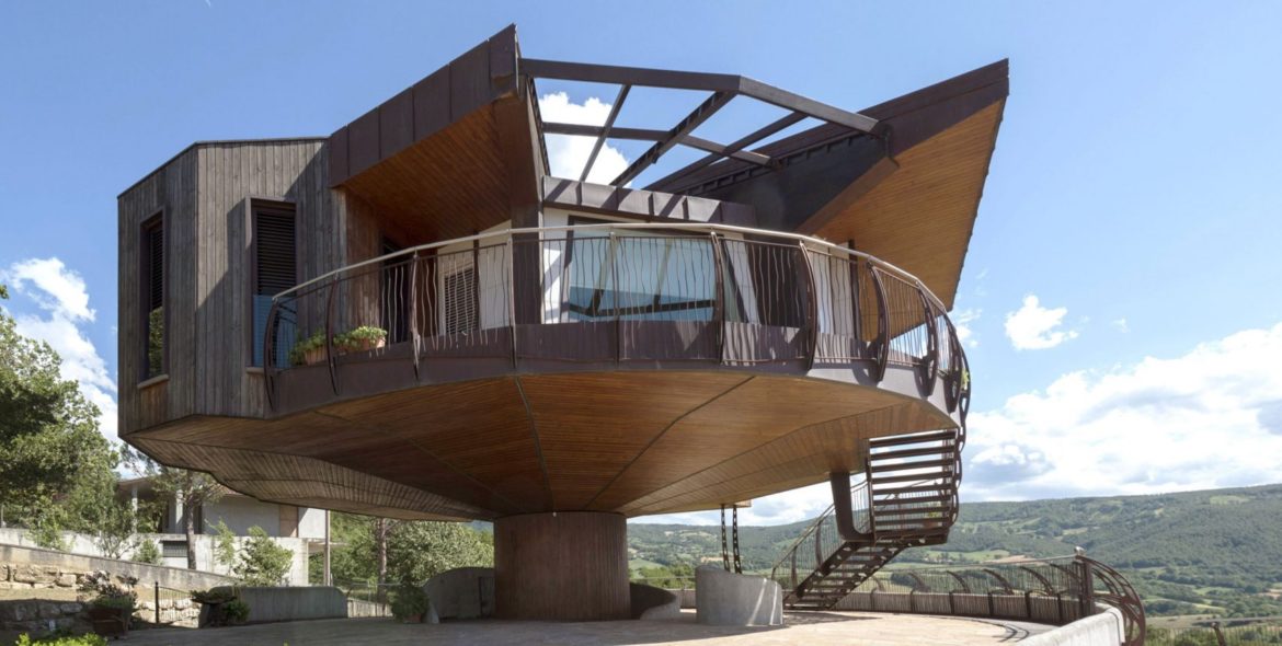 Roberto Rosso Reveals Rotating House That Spins 360 Degrees - Arch2O.com