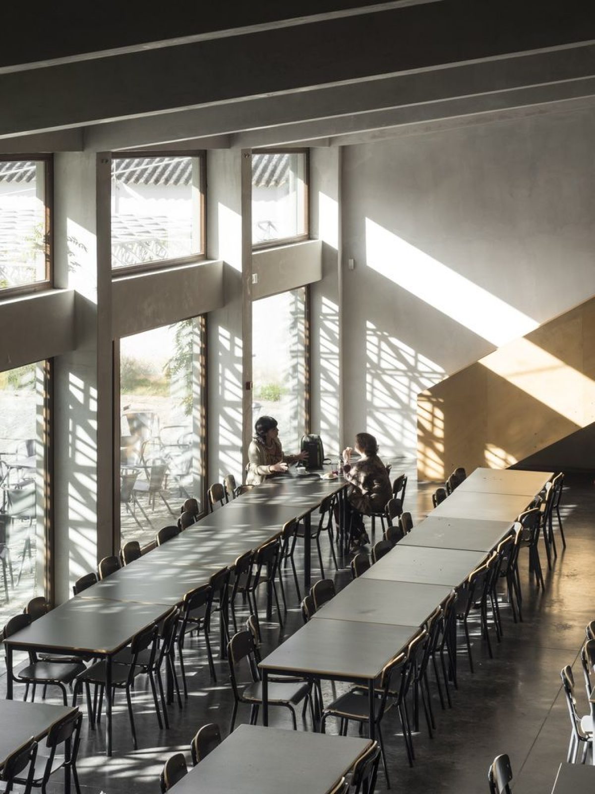 Santa Maria High School | Appleton e Domingos Arquitectos - Arch2O.com