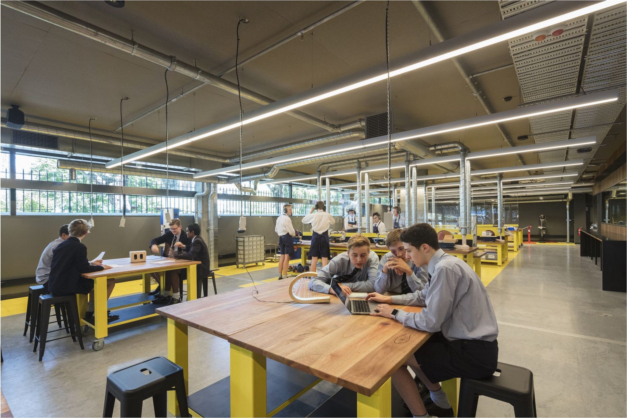 The Geoff Handbury Science and Technology Hub | Denton Corker Marshall ...