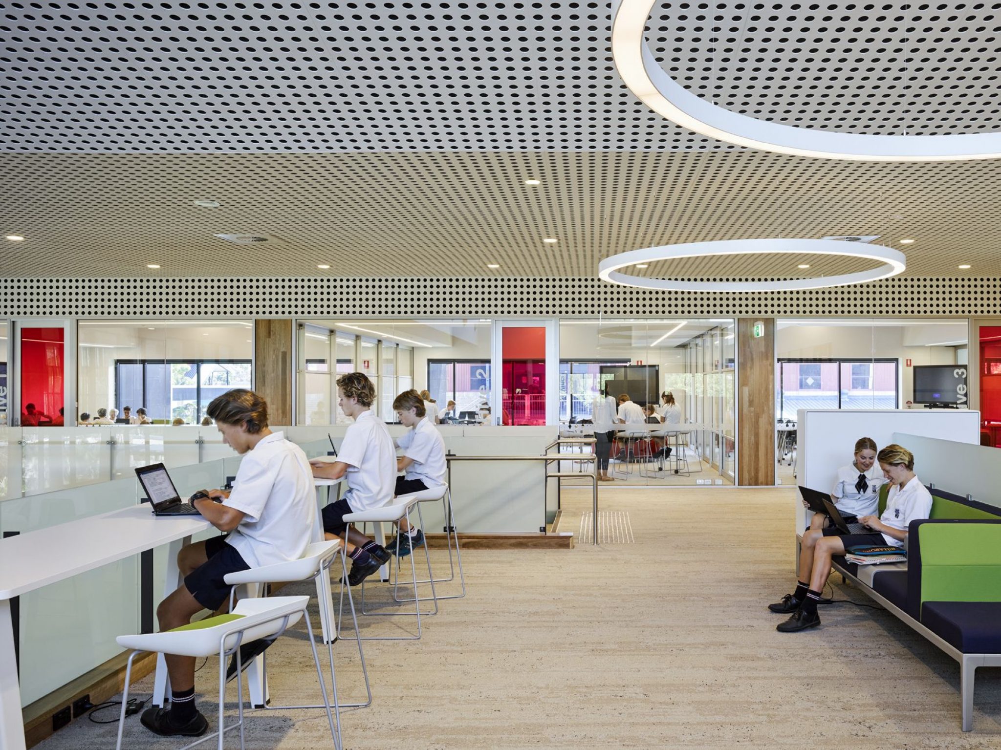 5 Ways to Turn A School into A Student Learning Hub - Arch2O.com
