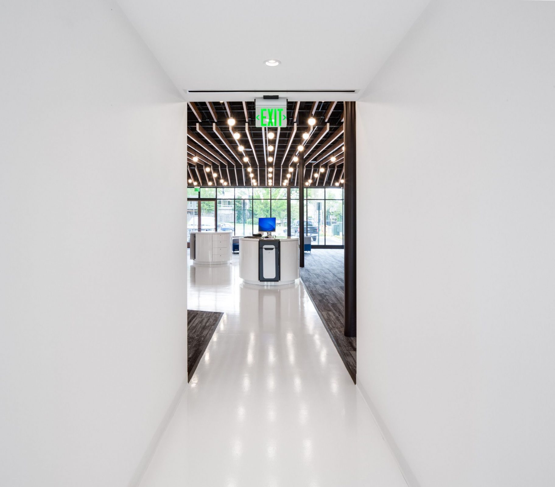 Renasant Bank - Shell + Interiors | brg3s Architects - Arch2O.com