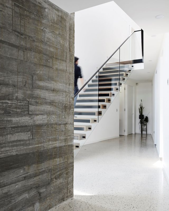 Two Angle House | Megowan Architectural - Arch2O.com