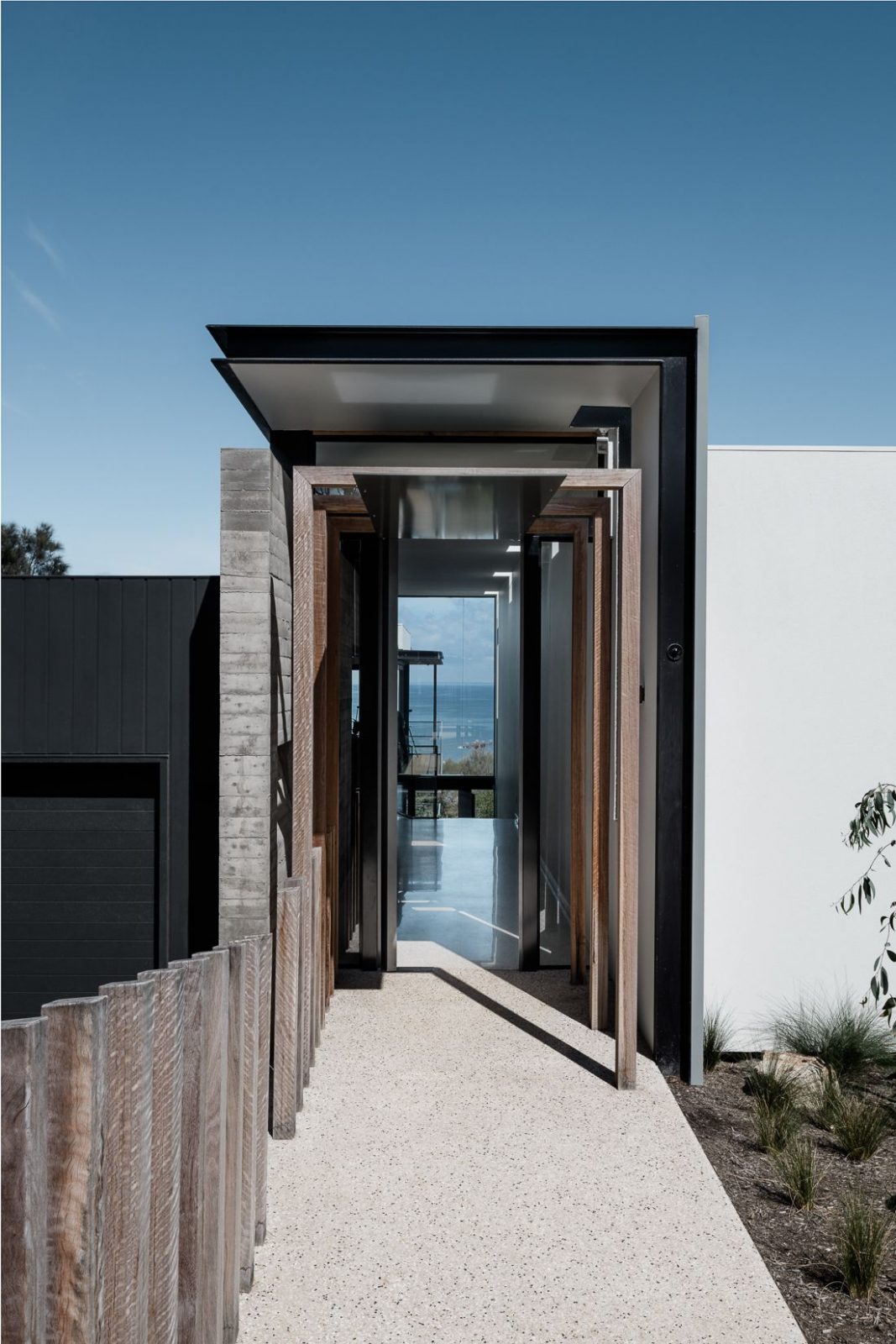 Two Angle House | Megowan Architectural - Arch2O.com