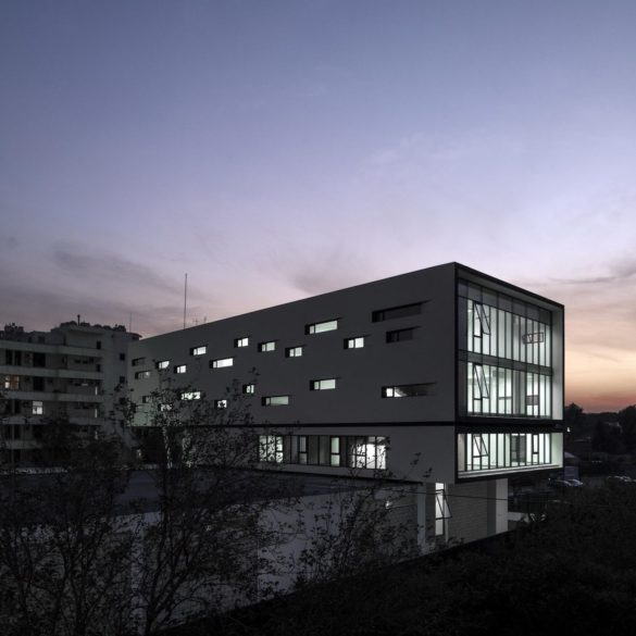 Nestle Waters Beirut Headquarters | Bernard Mallat Architects + Walid ...