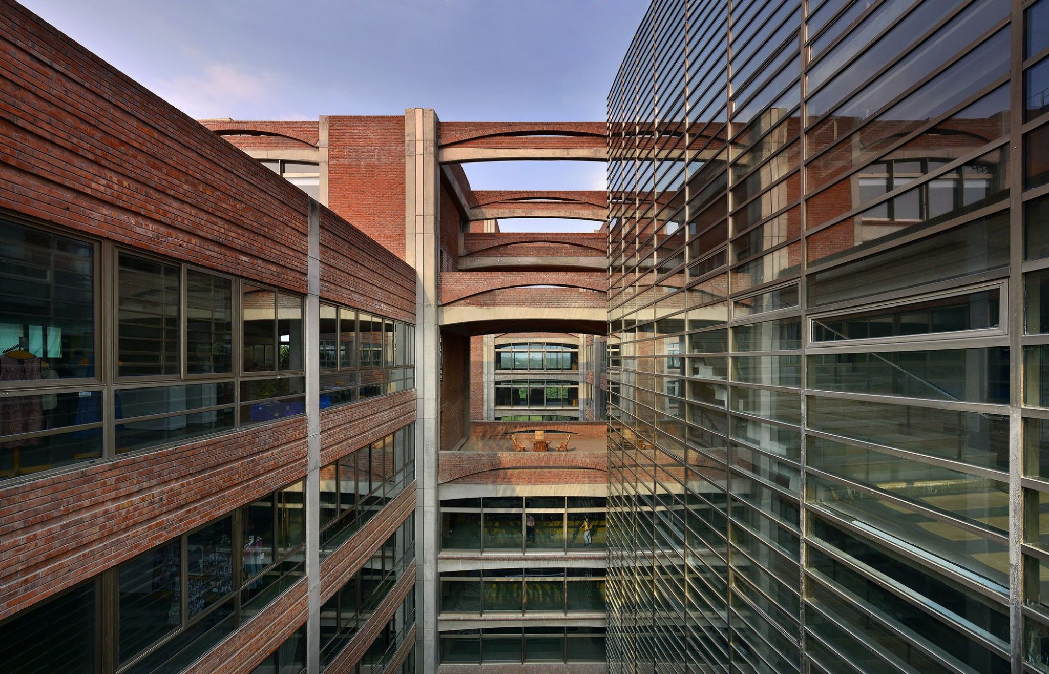 Triburg Headquarters | S.P.A Design - Arch2O.com