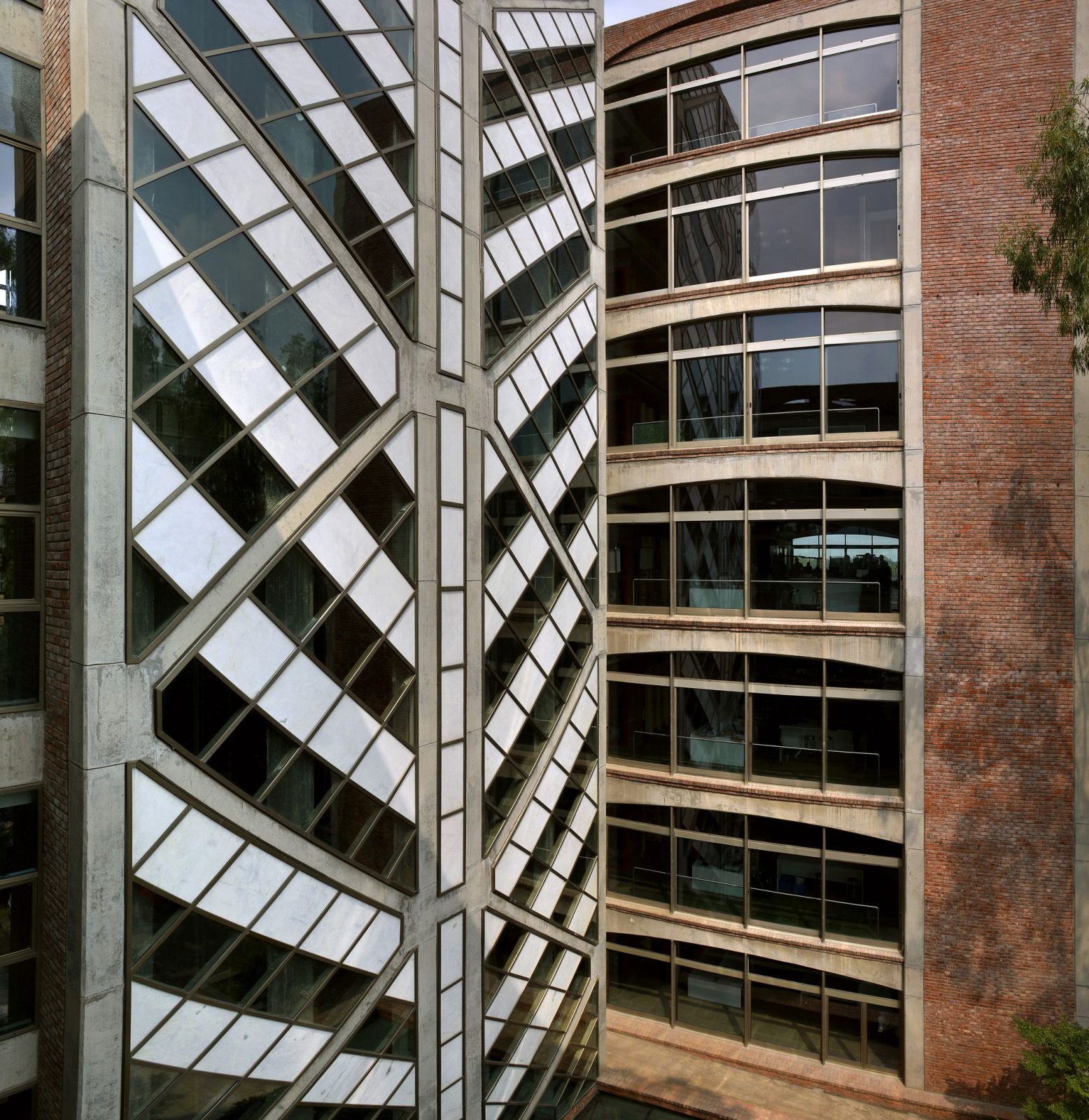 Triburg Headquarters | S.P.A Design - Arch2O.com