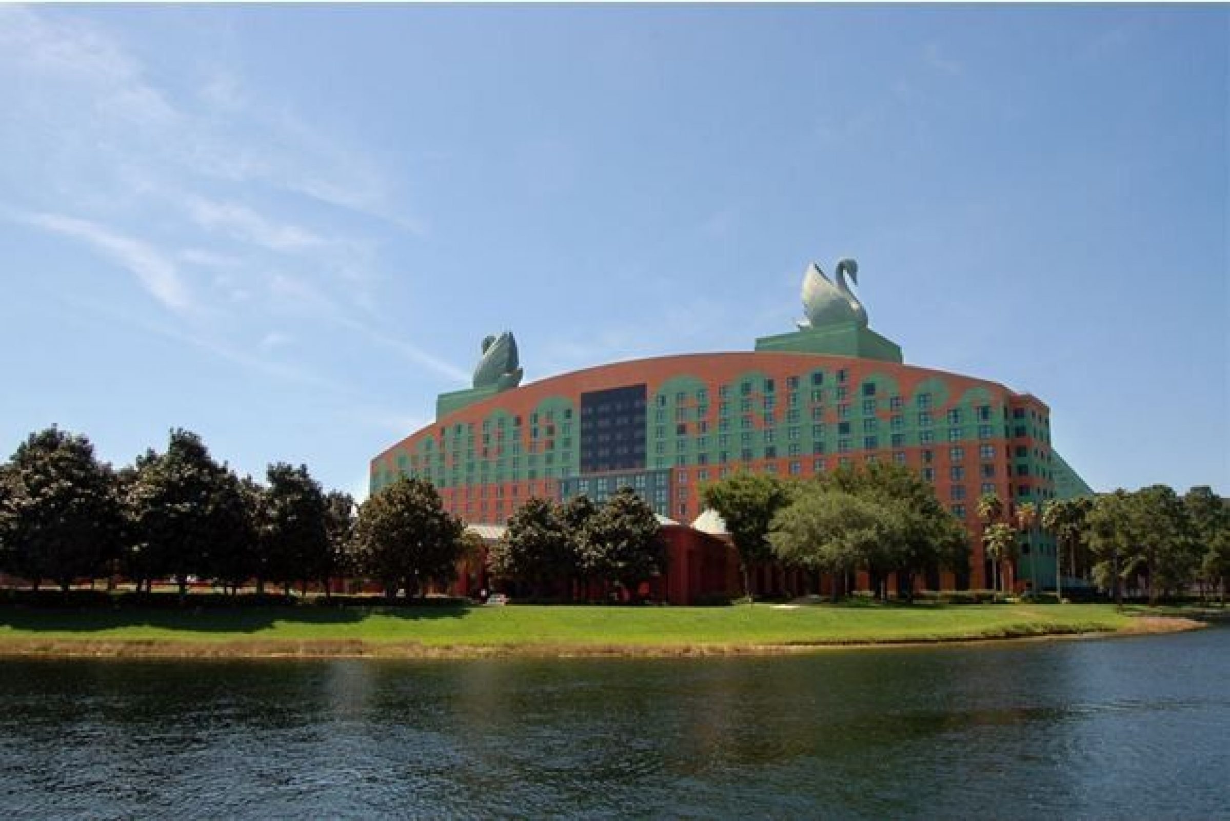 Walt Disney World Swan and Dolphin Resort | Michael Graves - Arch2O.com
