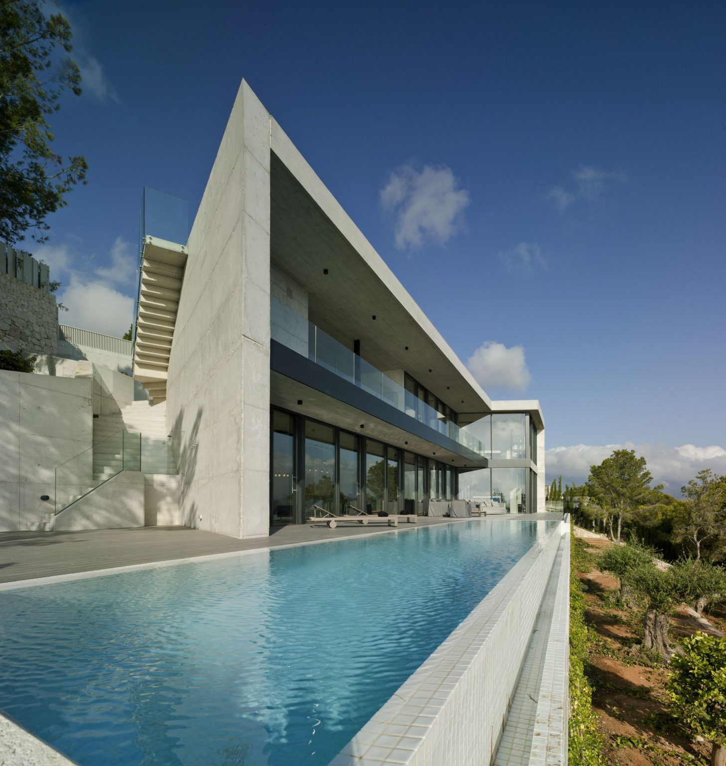 CONCRETUS House | SINGULAR STUDIO - Arch2O.com